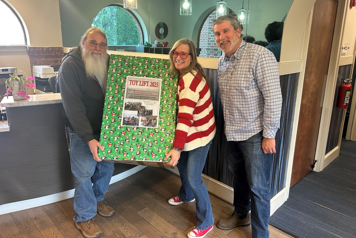 36th annual Toy Lift aims to have area kids ‘smile’ on Christmas ...